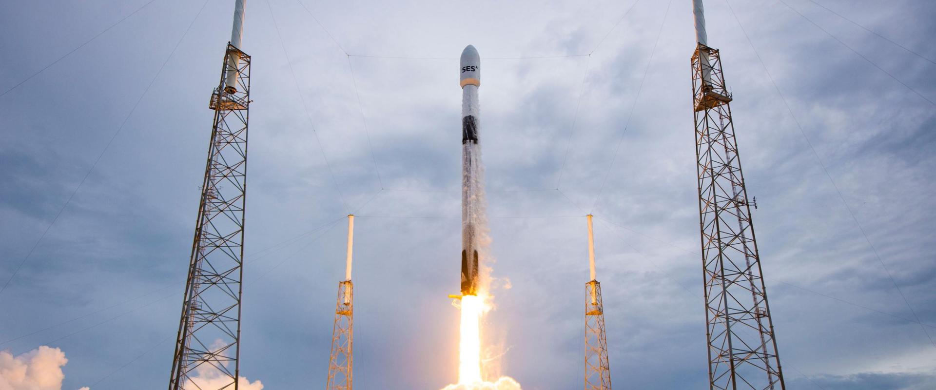 Lancement Réussi Du Nouveau Satellite En Bande C De Ses à Bord Dune